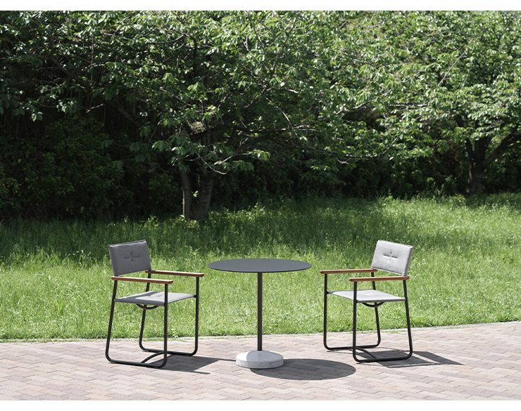 2PLUS | by interiors original furniture collection